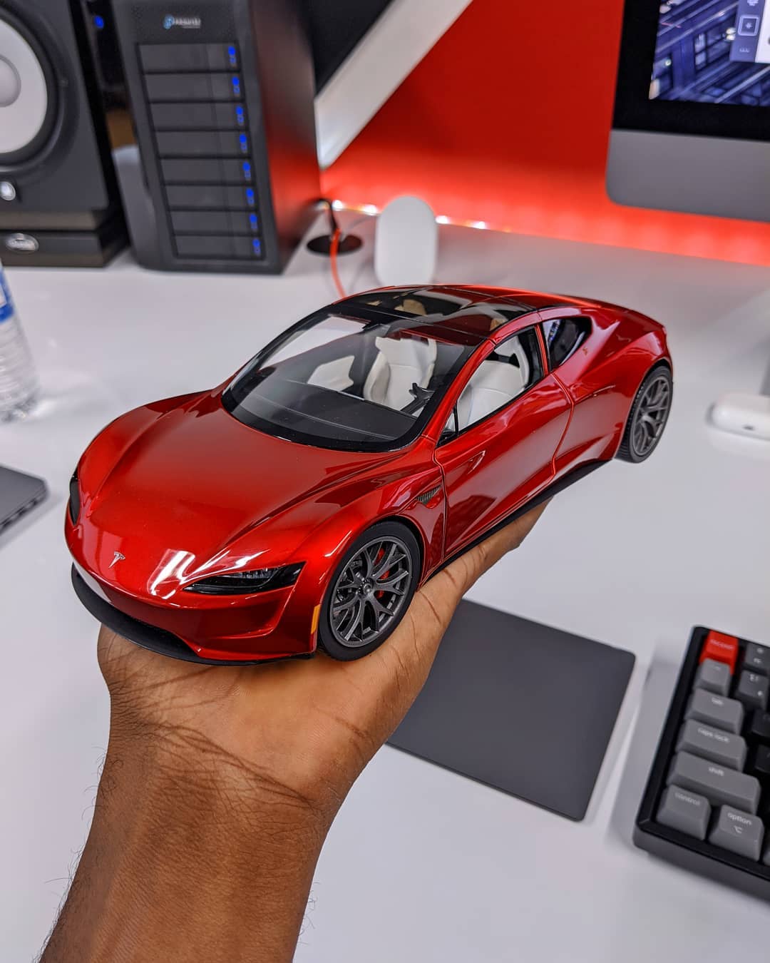 Level Up Your Tech Game: Take a Look at MKBHD’s Epic Workspace Setup ...